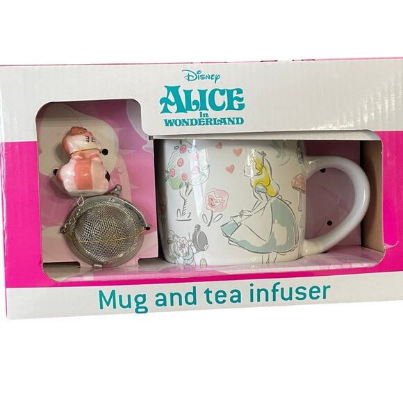 Disney | Dining | Nwt Disneys Alice In Wonderland Mug And Tea Infuser ...